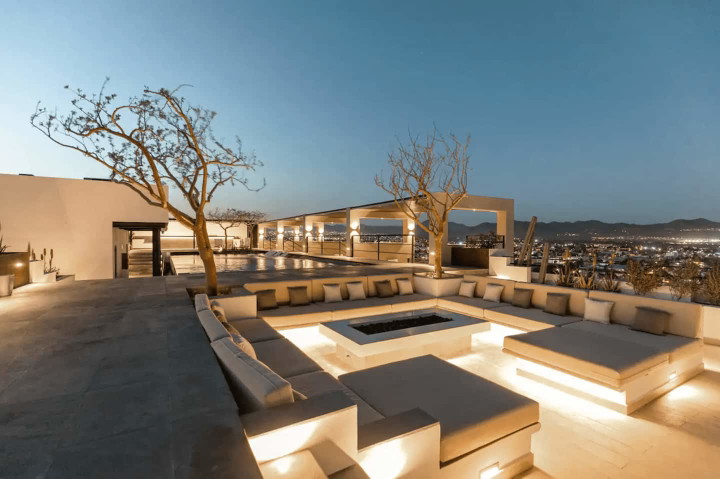 Beautiful 2 Bedroom Modern Condo - Cabo San Lucas