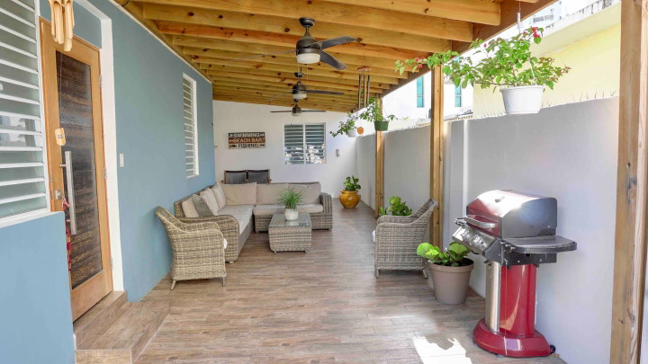 Luxury Beach House Isla Verde | Power + Water - San Juan, Puerto Rico