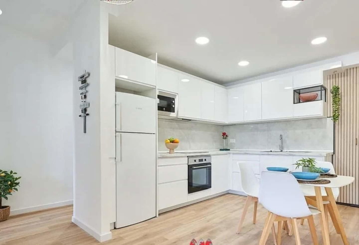 Habitacion En Piso Nuevo Y Moderno Al Lado Del Mar - Palma