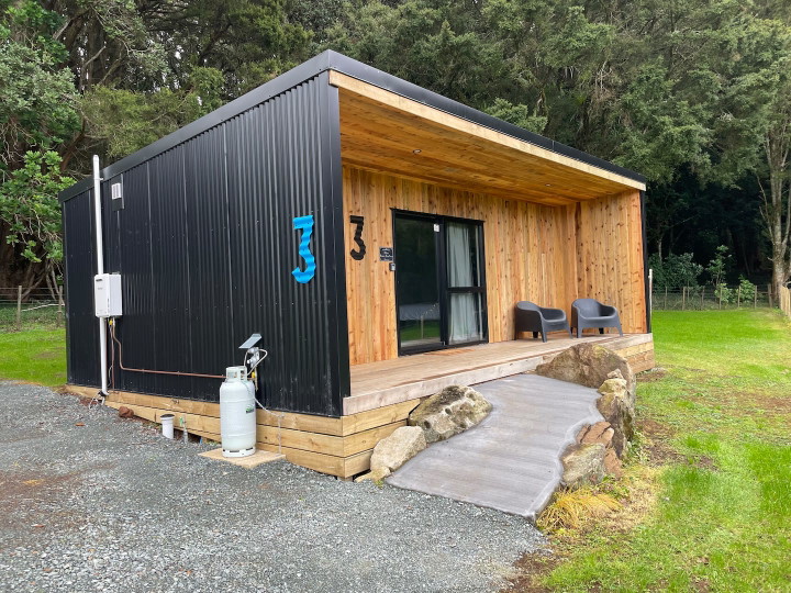 3 - Highlander Farmstay
Cabins - Cabin 3 - Whangārei