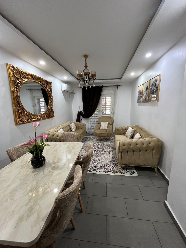 Appartement Accueillant Et Bien Aménagé - Mostaganem