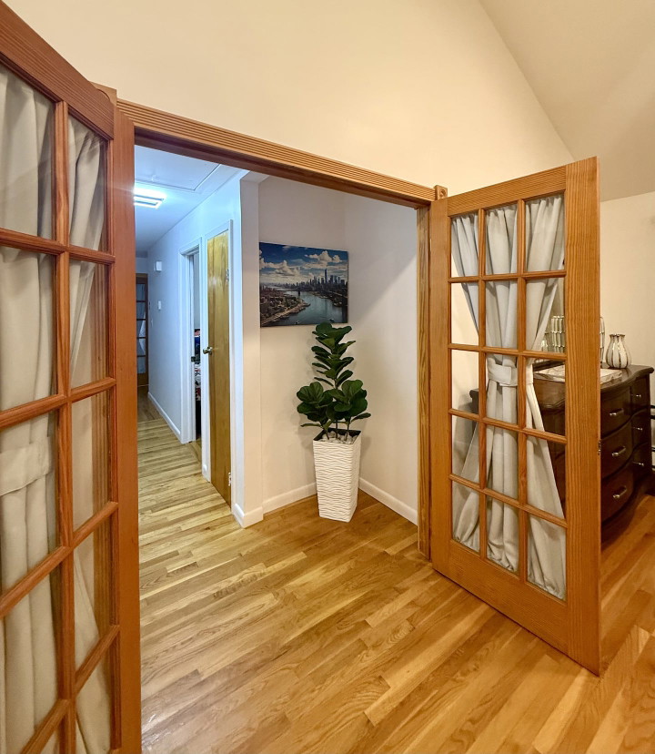 Kitoby Ii - Manhattan, NY