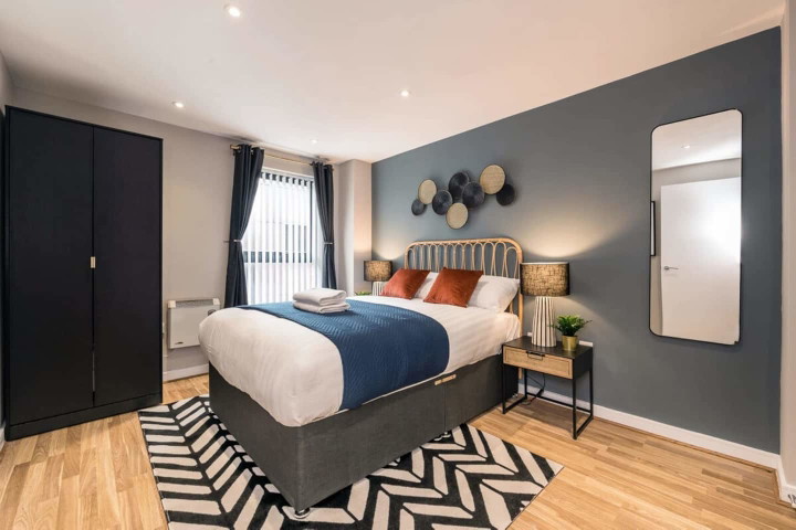 Central 2 Beds With Free Parking - Liverpool