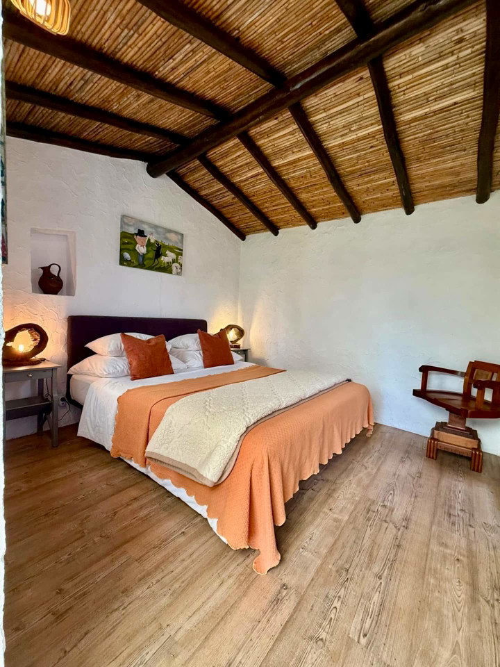 Private Room With Breakfast Option 5 - Portugal