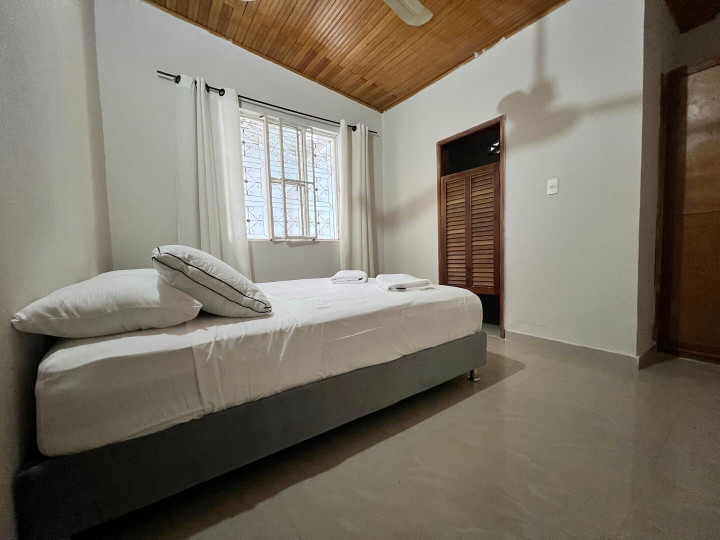 House With An Excellent Location - Acacias