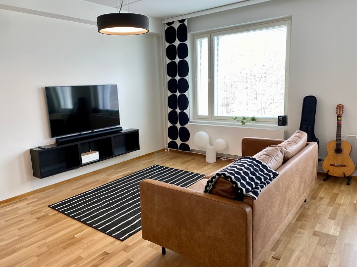 Modern And Bright 2-bedroom Apartment Near Metro/tapiola - Espoo