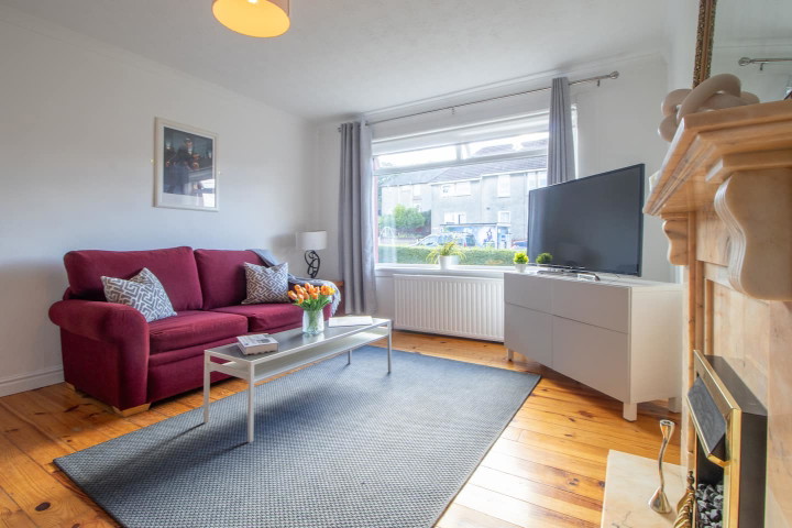 Ashgrove House - 3 Bedroom In Coatbridge - Motherwell
