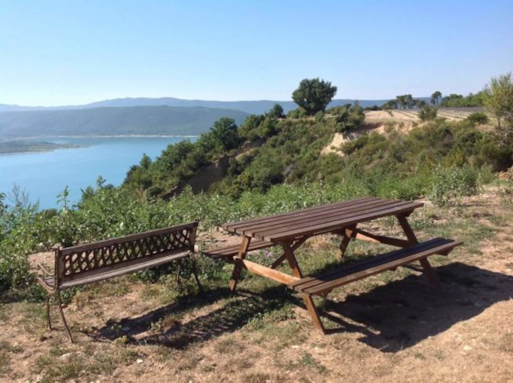 Gîte On The Lavender Side With Panoramic Lake Views - Moustiers-Sainte-Marie