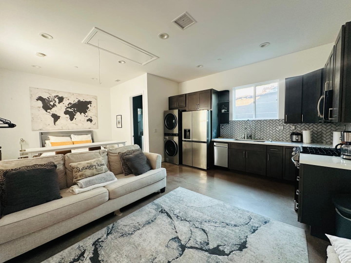 Beautiful Casita In Central Location - Los Angeles