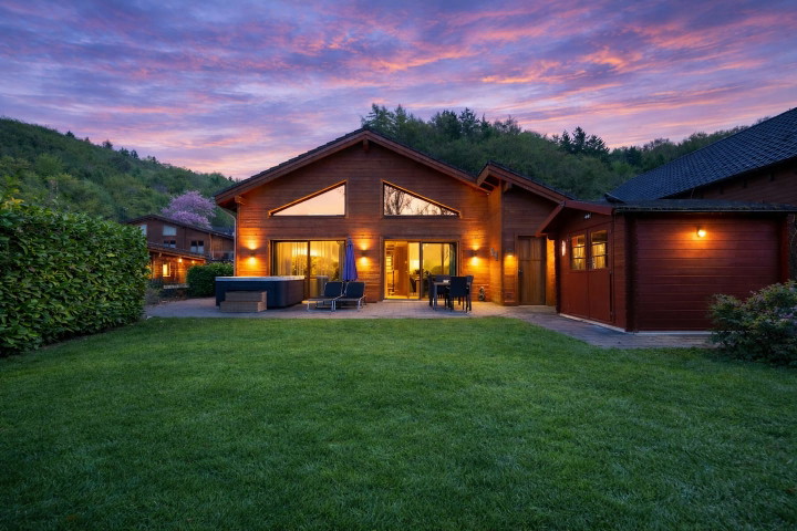 Xxl-wellness Lakehouse Mit Whirlpool & Sauna - Deutschland
