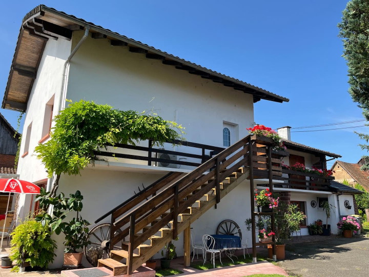 Gites Des Cigognes 75m2
2 Chambres + Piscine - Benfeld