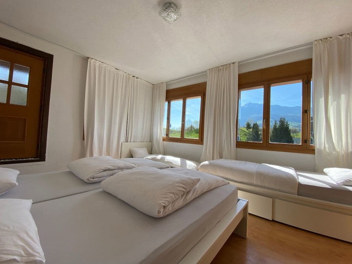 16 Betten 156 M2
Gratis Parkplätze E-ladestion - Switzerland