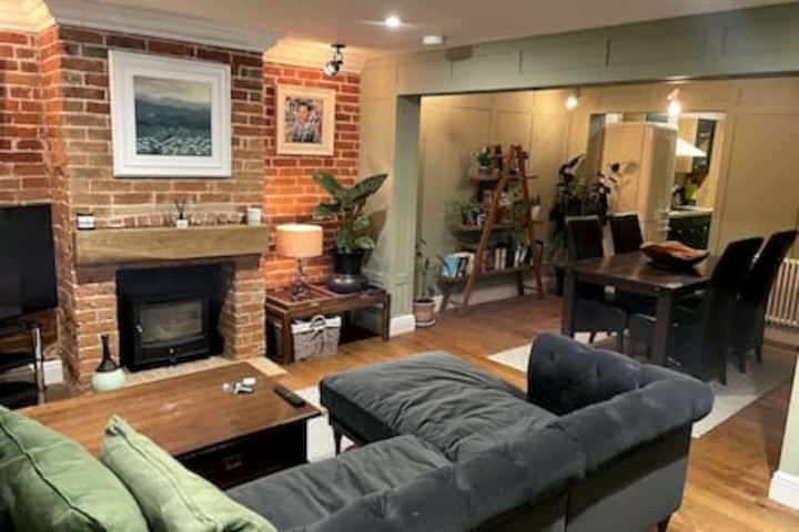 Hall Farm Cottage -Suffolk (Three Bed Cottage) - Ipswich