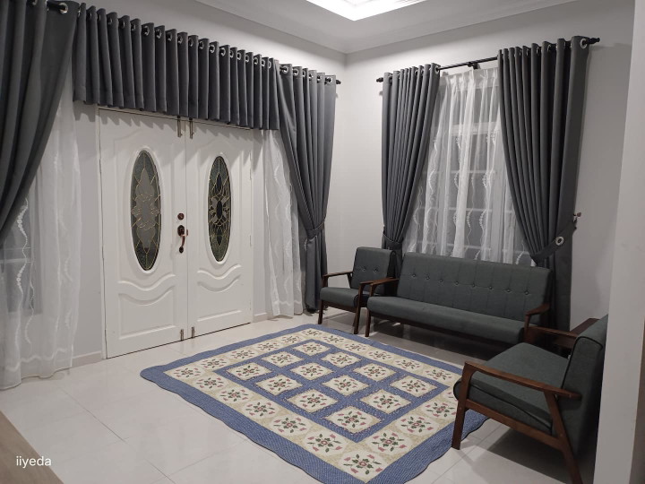 Cheerful 4 Bedroom Home Located At Tanah Merah - Tanah Merah