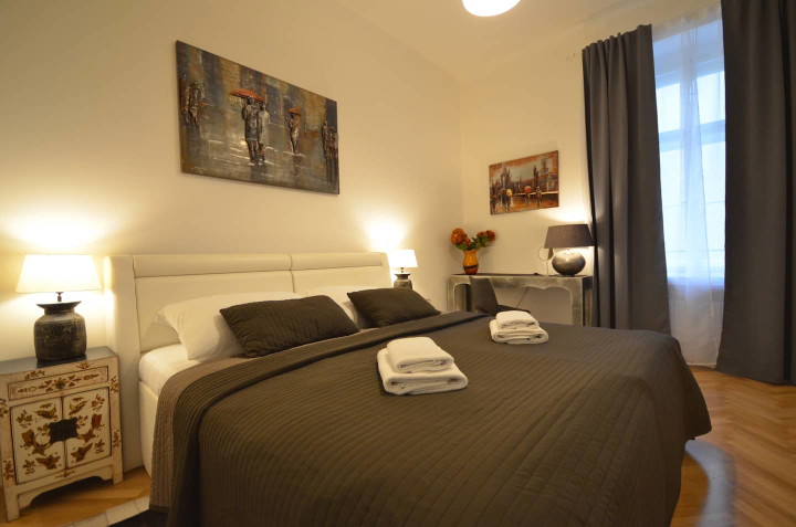 Grand Luxury - Collection Hastalska - Old Town Square - Praga