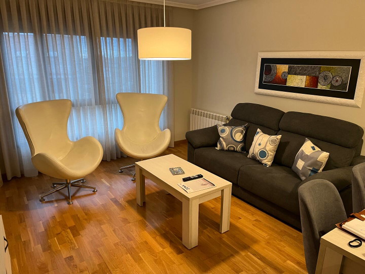 Ava-1 Beautiful Apartment, Well Located, Modern - Arévalo
