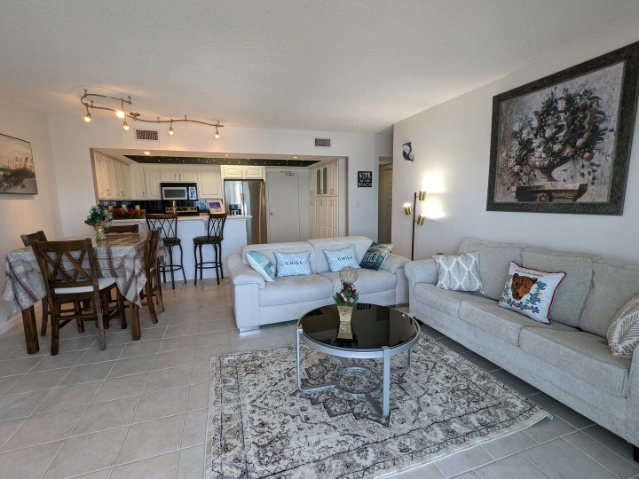 Oceanfront 2/2 In Satellite Beach - Ocean Views - Florida