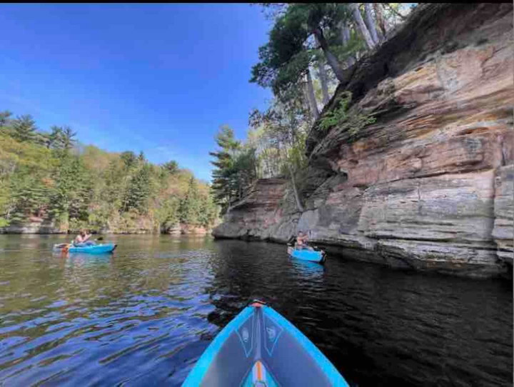 Sandstone Rustic Retreat & Dells Domes - Sleeps 26 - Wisconsin Dells, WI
