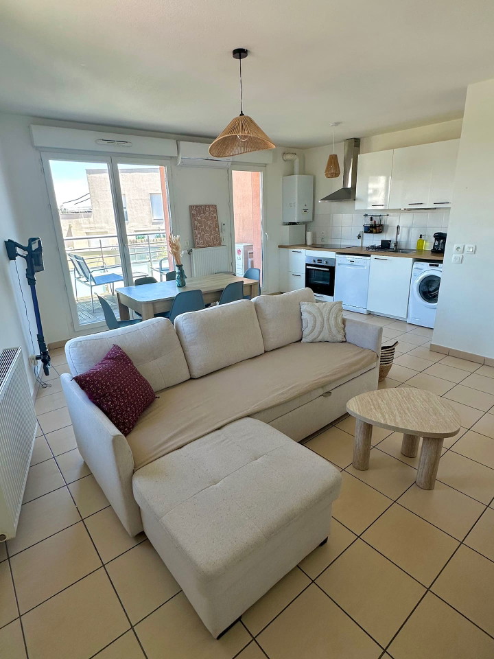 Appartement Lumineux Et Récent - Bron