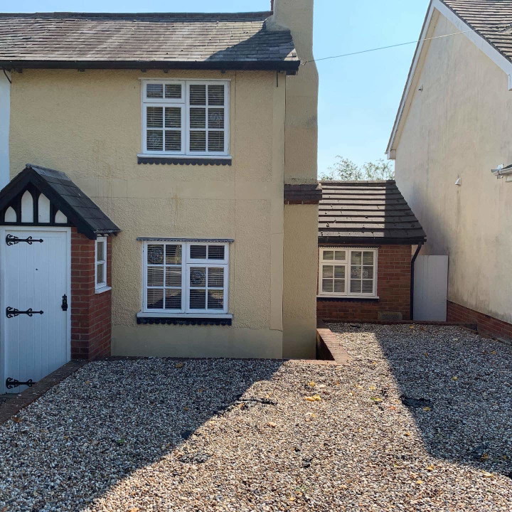 Character 2 Bedroom Cottage In Mountnessing - Brentwood