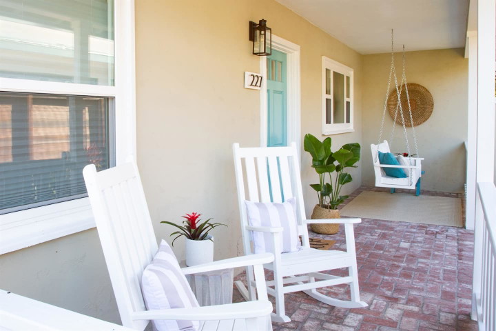Live The Beach Life In A Quaint Shell Cottage - Encinitas, CA