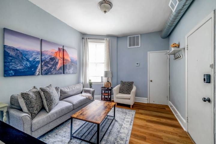 Perfect Adams Morgan Location! Charming & Historic - State of Washington