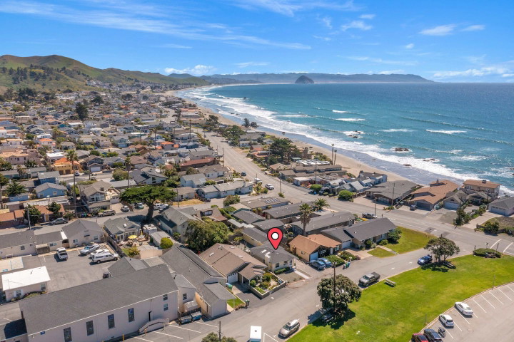 Steps To Sand! Ocean View Beach House W/ Fire Pit - Cayucos, CA