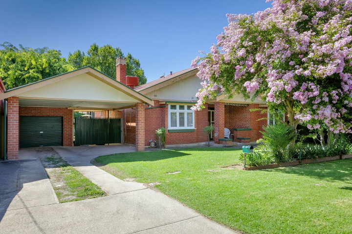 'Braeside' - Victoria St's Secret - Albury