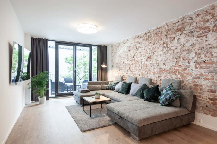Downtown Munich Modern Apt W/balcony, Near - Munich