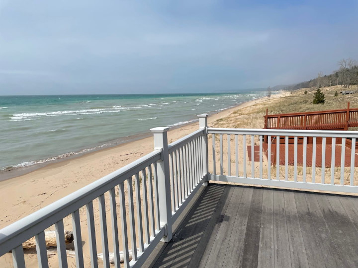 Lake Michigan, Pentwater Cottage - Lake Front - Pentwater, MI