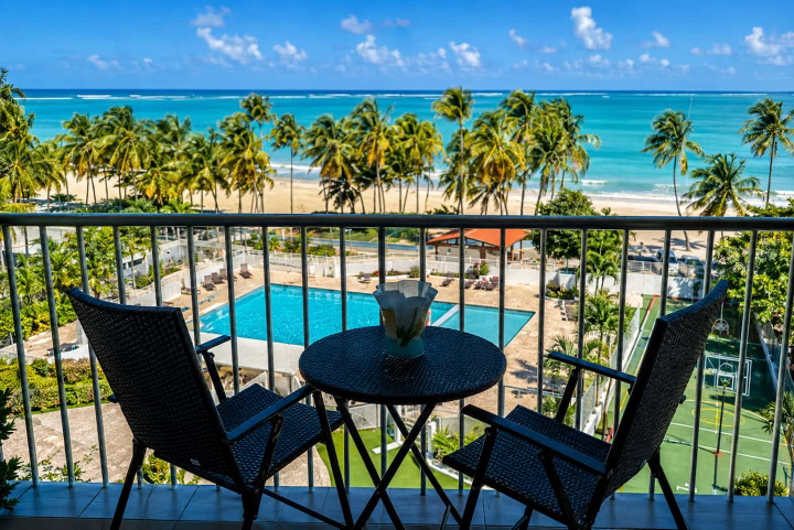 Beach Front View. Marbella Este ️ - Puerto Rico