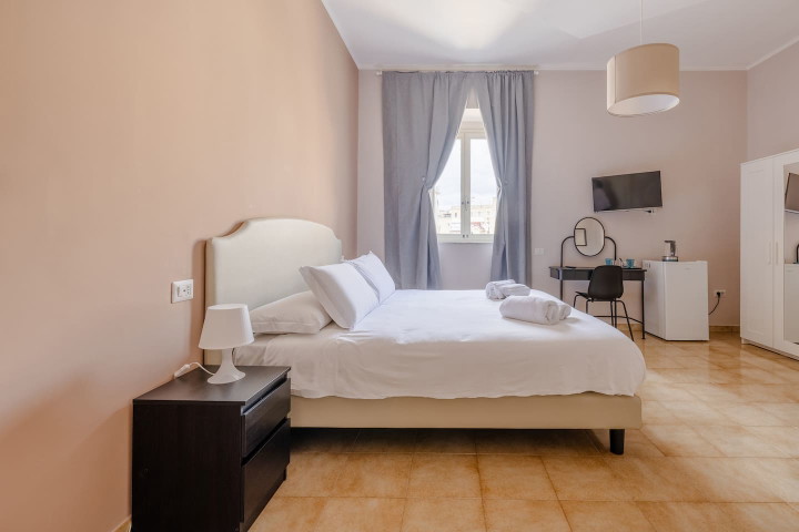Marisa Laurito Suite - Naples Airport (NAP)