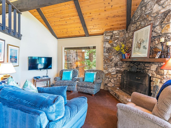 Lake View Home With Deck & Fireplace - Carson City, NV