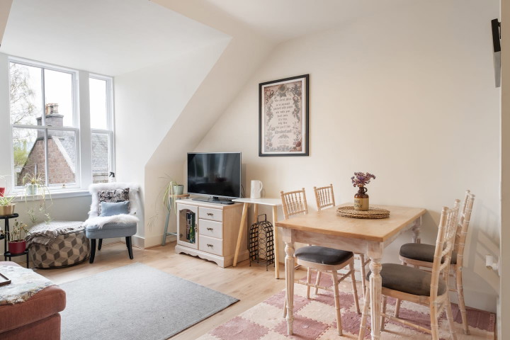 Ballater - Modern 1 Bed Apartment - Moray