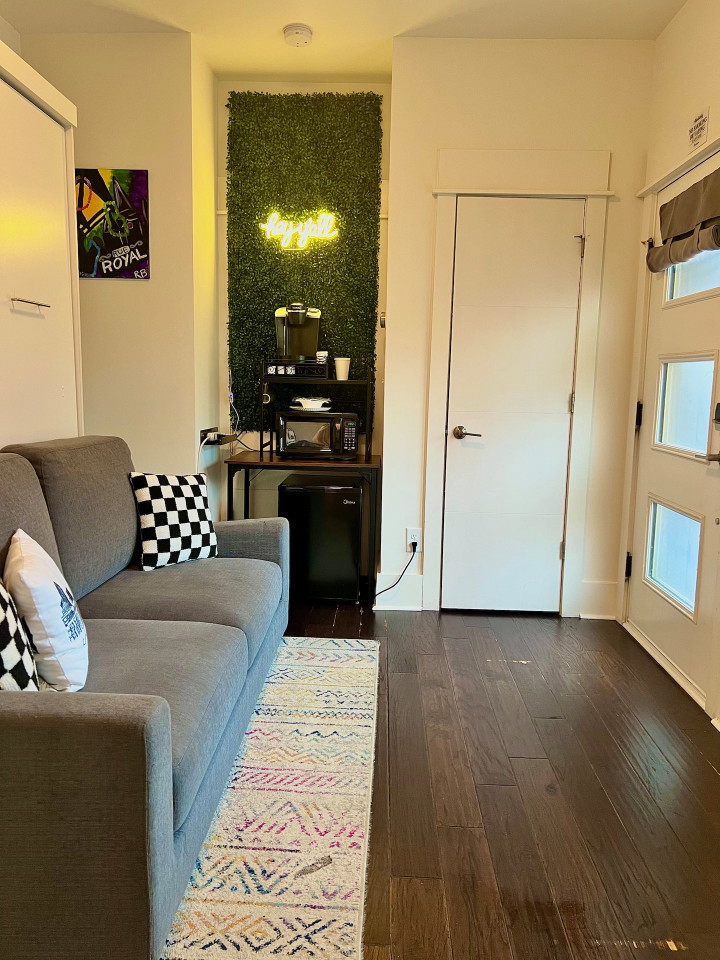 Cozy 1 Bedroom Guest Suite In Plaza! - Charlotte, NC