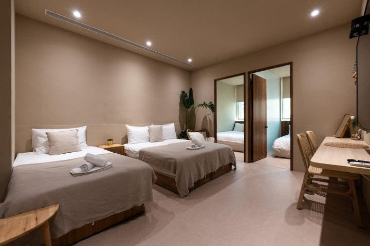 Kaohsiung Mrt R8 Sanduo Business District Exit, Asia New Bay Area, Department Store, 85 Building, Airport Direct, No Elevator/long Term 2+1 Room - Kaohsiung City