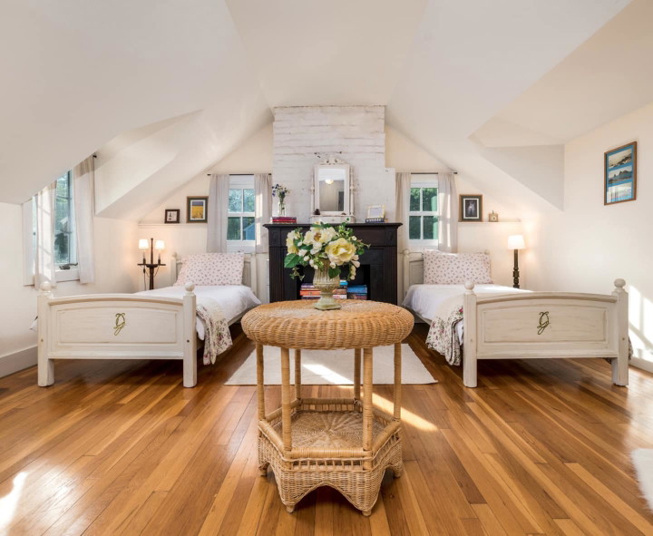 Stay At Old Dorset Farm & Create Lifelong Memories - Newtown, CT