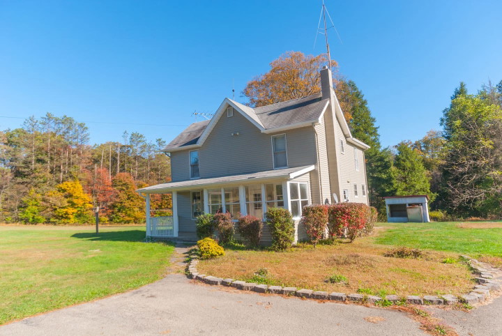 Farmhouse At Fernstone - Family Retreat For All Seasons - Farmington, PA