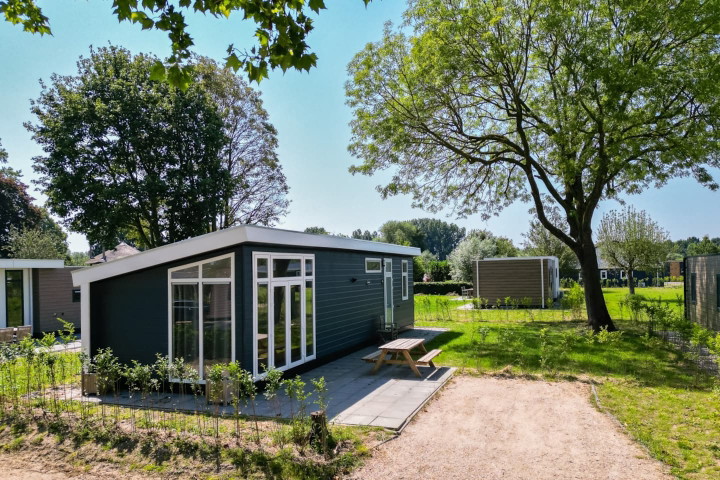 Lessenaar 76 | Ruim Chalet, Hondvriendelijk - Tiel