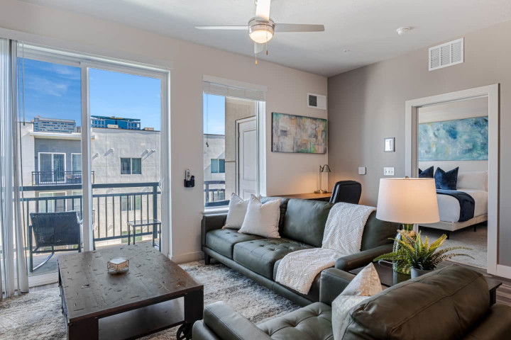 Convention Center Lux - 2br/2ba - Pool Gym Hottub - Salt Lake City, UT