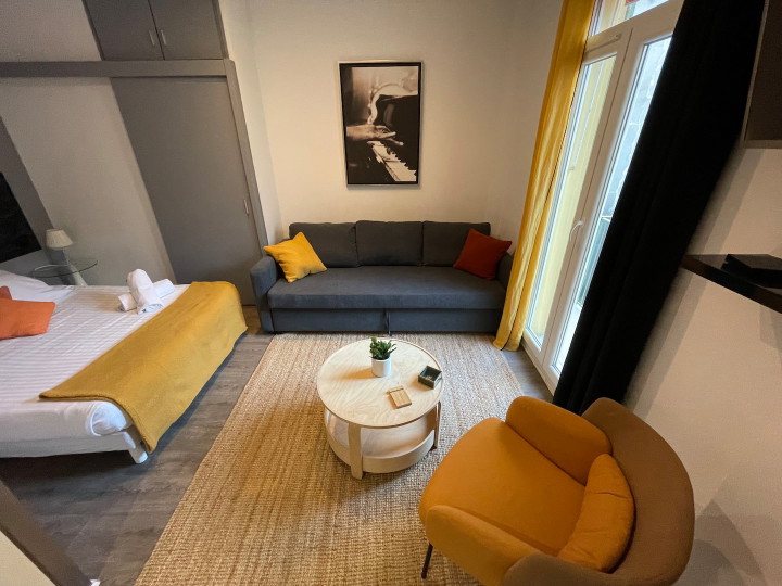 Large Bright Studio, Nice! 1/4 People - 濱海自由城