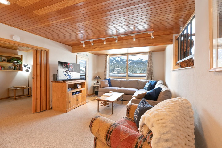 Sunrise Ridge Townhome: Hot Tub, Stunning Views - Breckenridge, CO