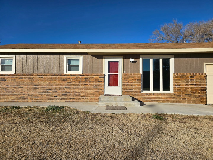 Modern And Cozy Getaway! - Garden City, KS