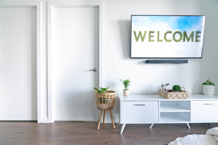 21st- Floor Luxury & City Views - Waterloo, Canadá