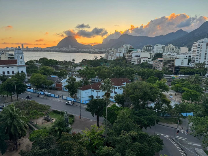Soap Opera Apartment In Lagoa With Beautiful View And Garage - Copacabana