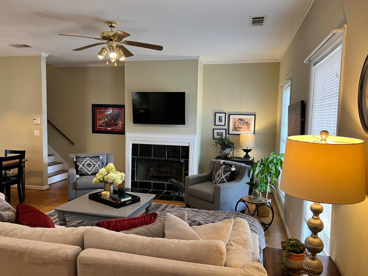 Spacious 3 Bedroom House 2 Miles From Stadium - Tuscaloosa, AL