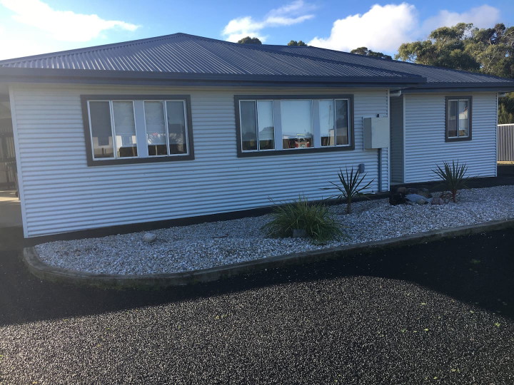Re-echo Beach Accommodation - Strahan