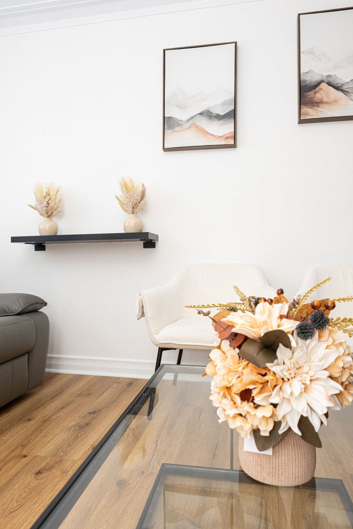 ÉLégant Trois Chambres, Balcon, Cour Privée & Bbq. - Longueuil