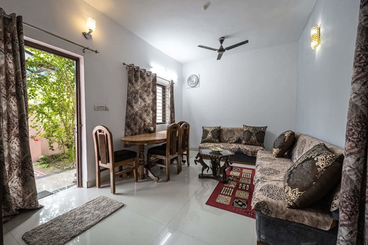Aroville Homestay - Whole Villa With 4 Bedrooms - Bhopal
