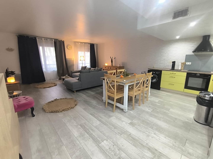 Cosy Jolie T3 - Centre + Parking - Mantes-la-Jolie